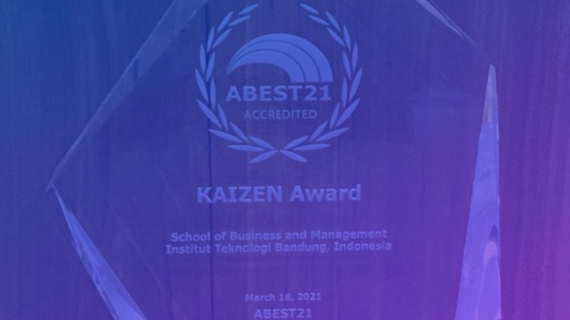 SBM ITB receive Kaizen Award from ABEST21 - SBM ITB